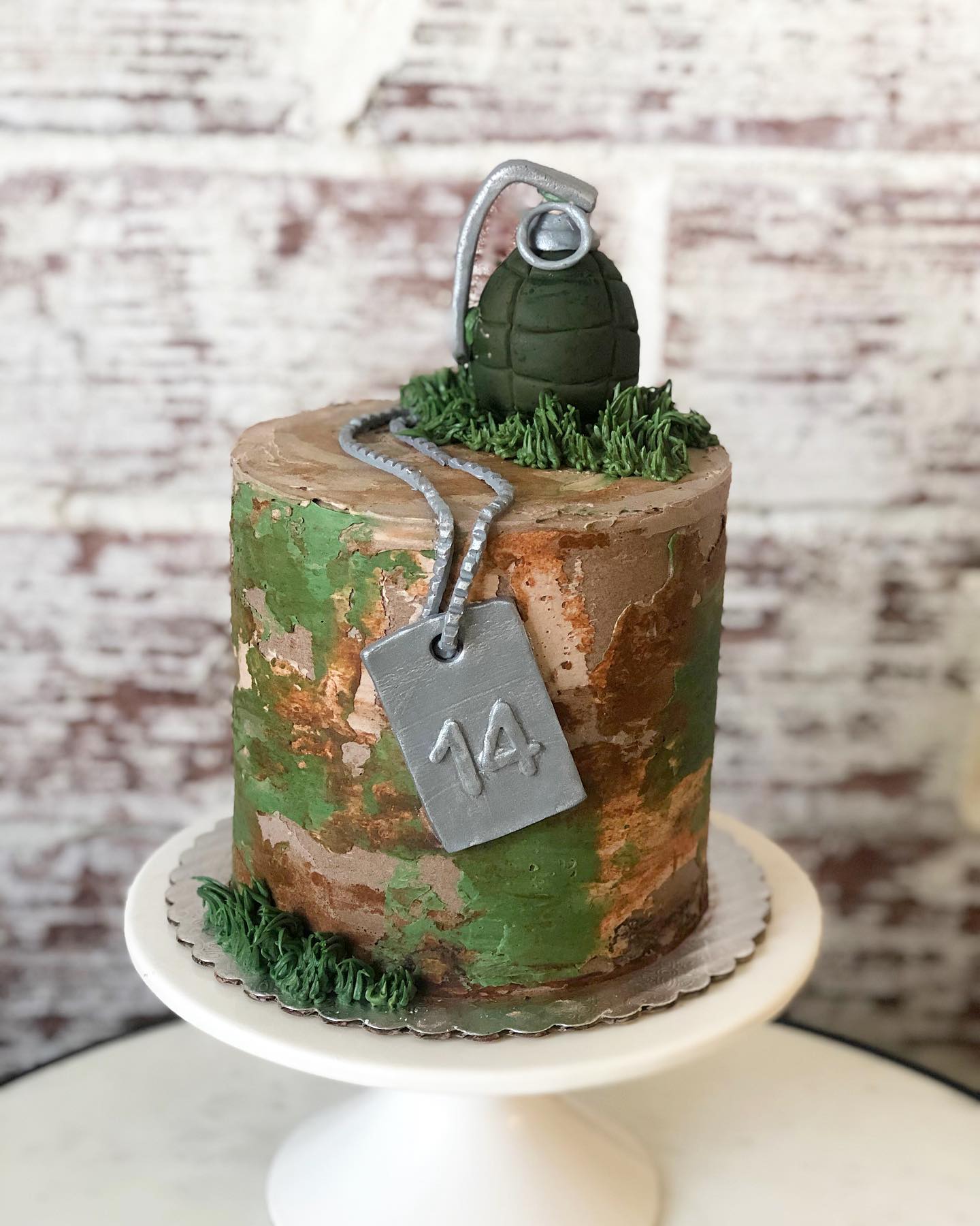 Fortnite Cake Ideas - Party with Unicorns